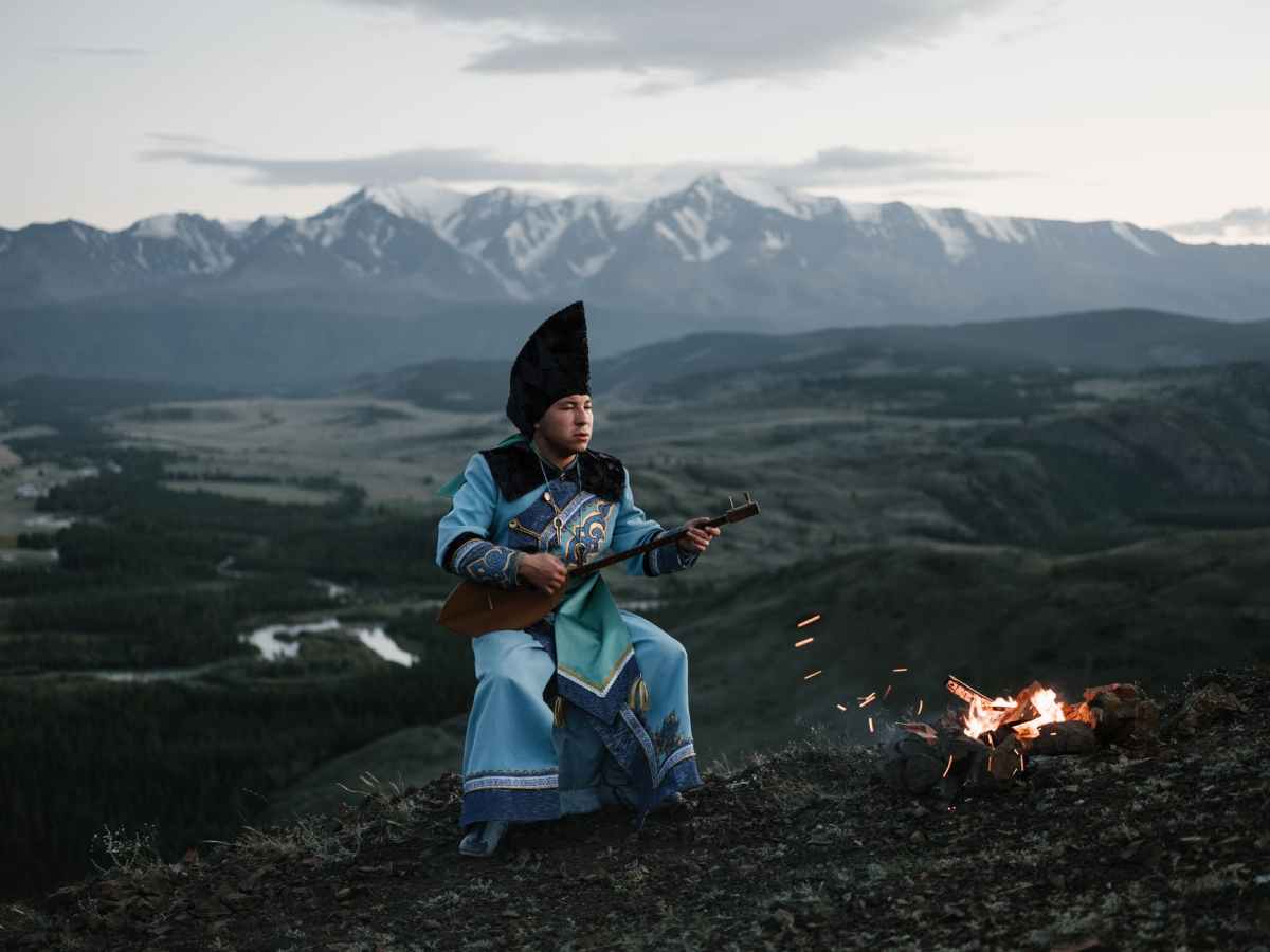 The Gold Lute – Yoga & Tai Chi